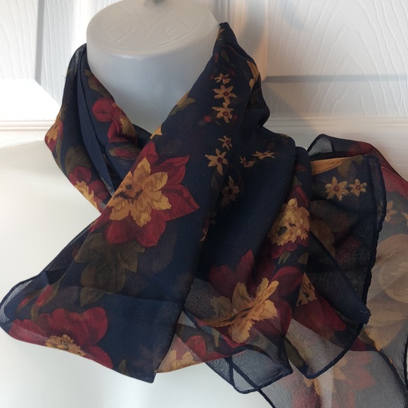Halston Heritage | Accessories | Halston Retro Breezy Floral ...